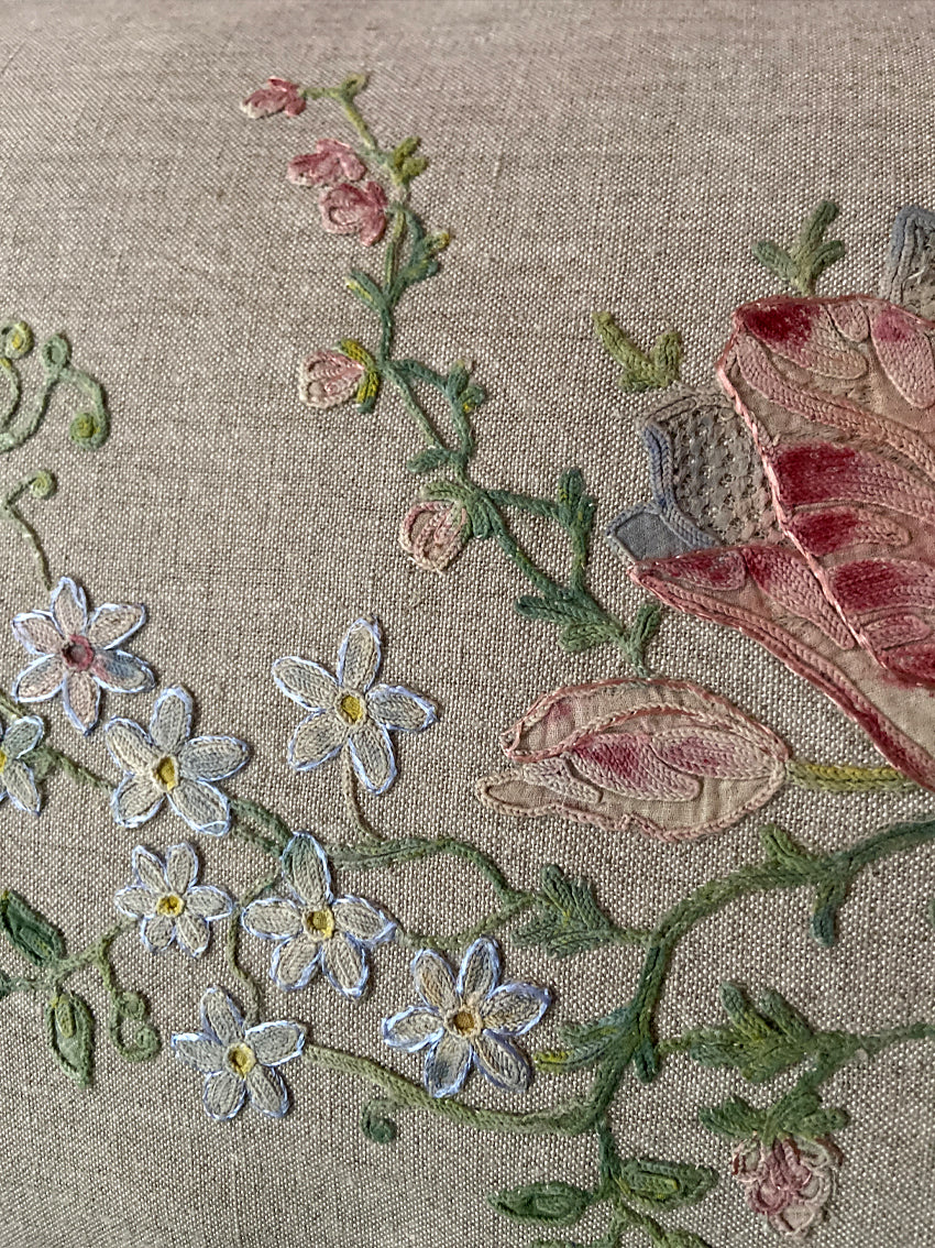 Coussin en lin "Tulipe bleue“ – Atelier Vavin