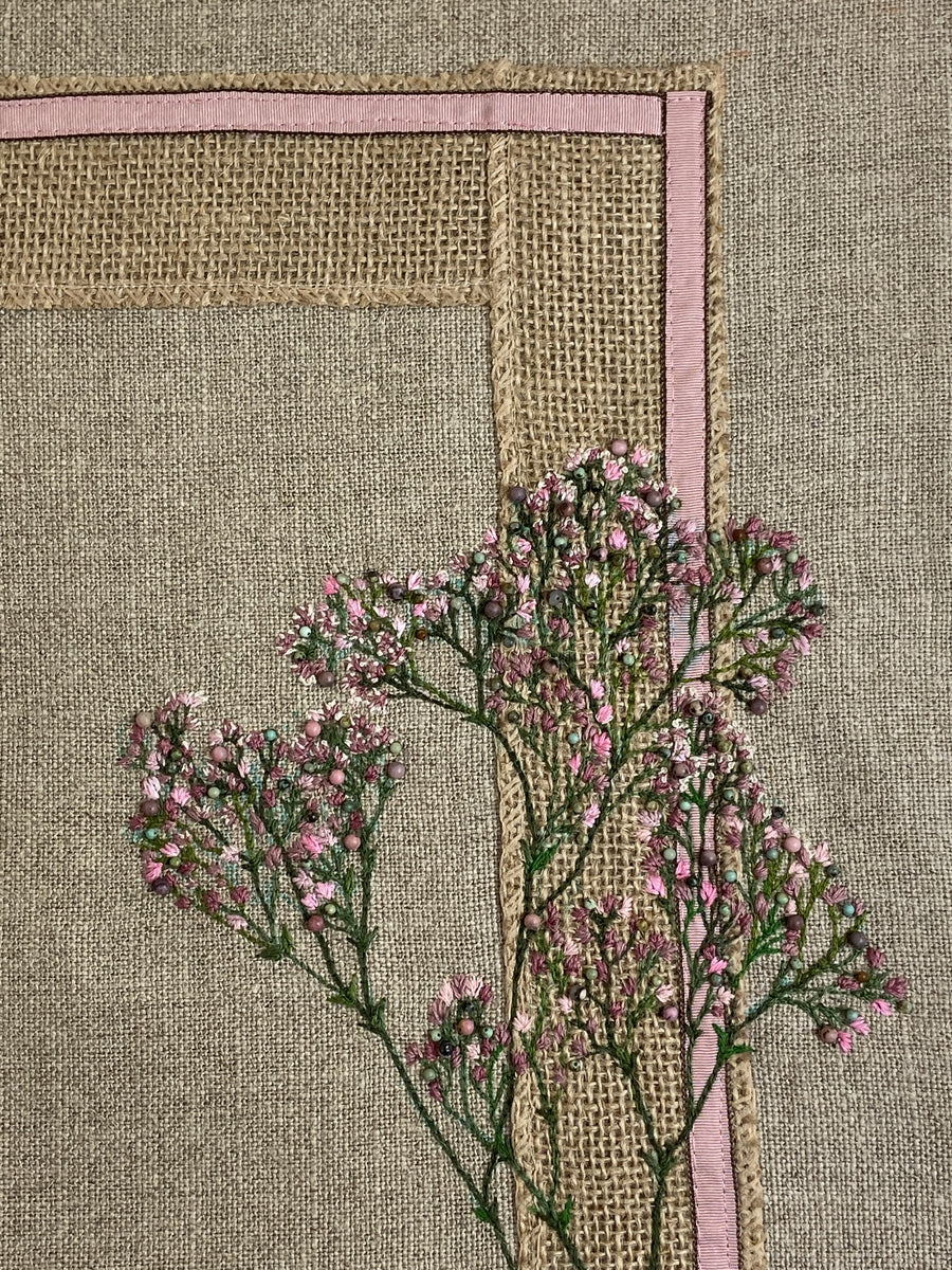 Centre de table ”Gypsophile rose” – Atelier Vavin